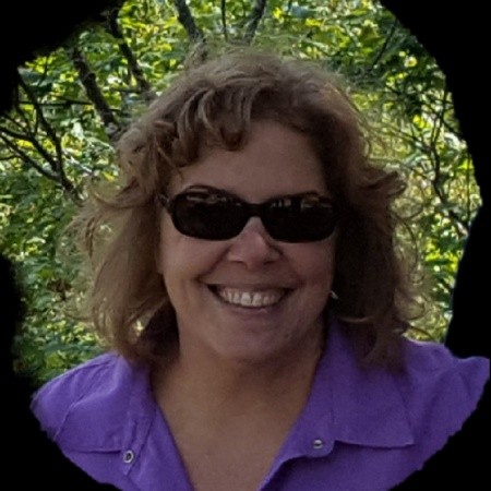 To register, please fill out the form below.